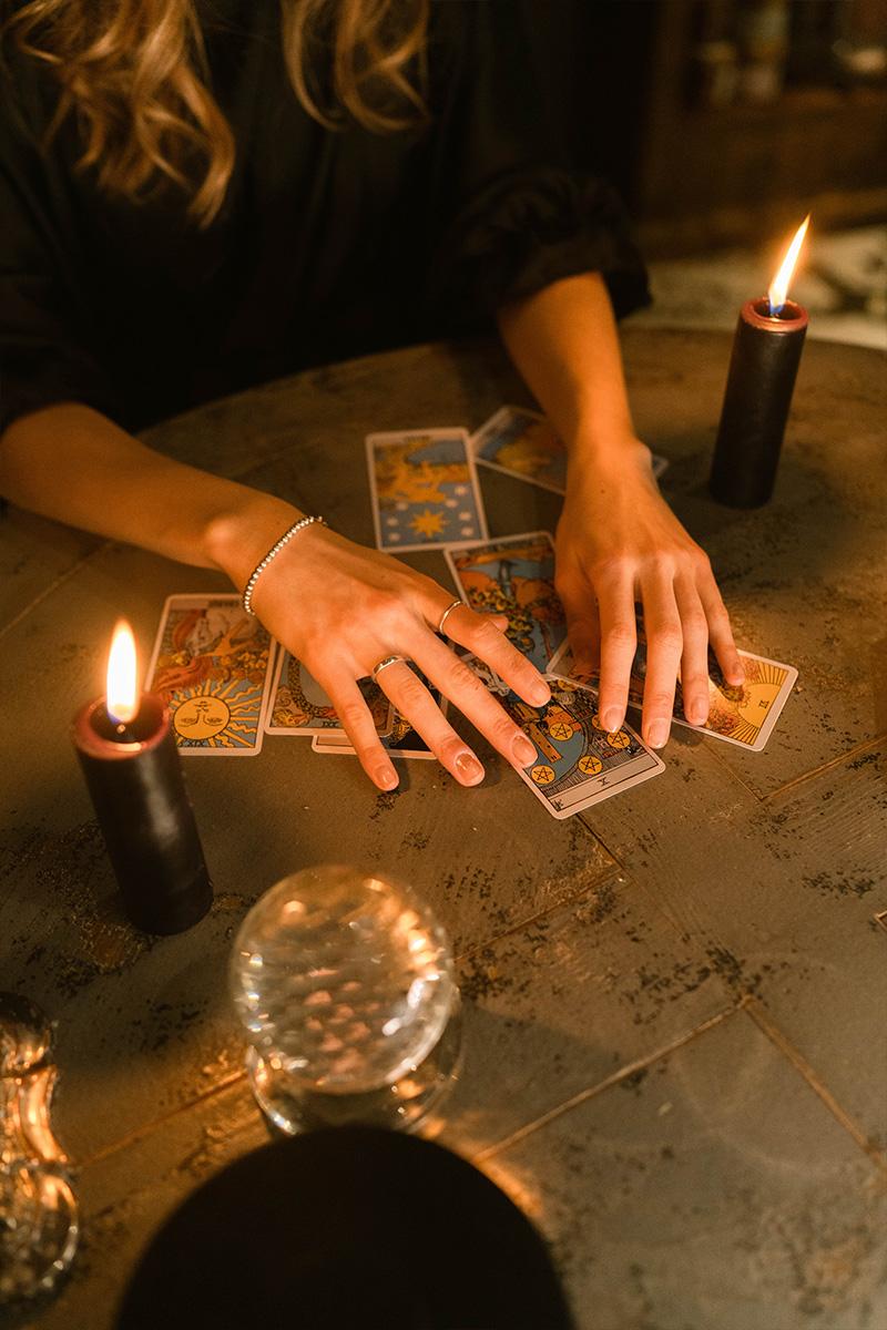 Creating a Sacred Space: The Art of Setting Up a Tarot Altar